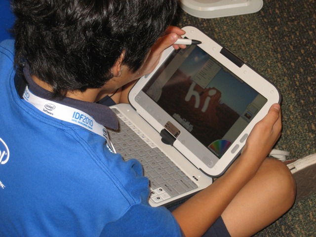 Classmate PC de Intel consigue cifras récord al implementar 5 millones ...